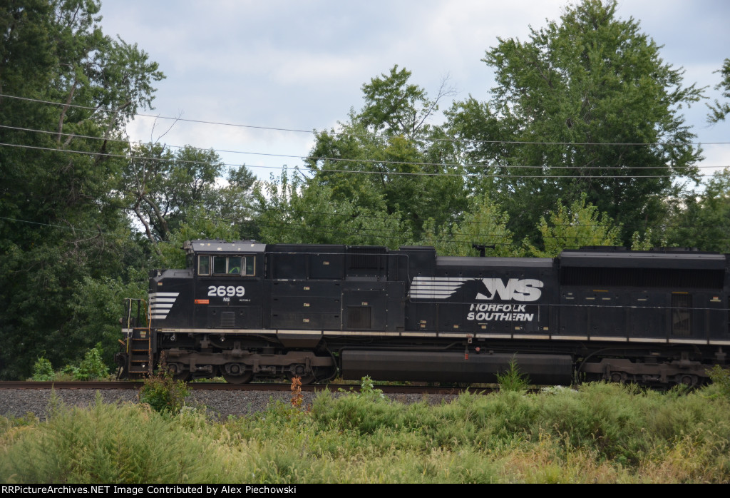 NS 2699